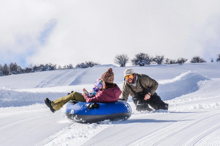 Snow Tubing Vail | Sage Outdoor Adventures Excursion Resort